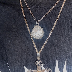 Soft Solder Y2k Pendant Spiky Silver Finish Necklace Edgy Pearl Jewelry ...
