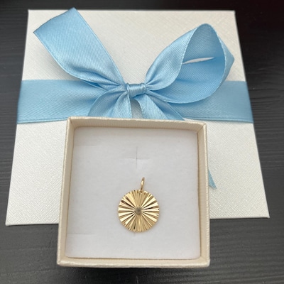 14K Solid Gold Scales of Justice Necklace, Lawyer Pendant, Dainty Scale ...