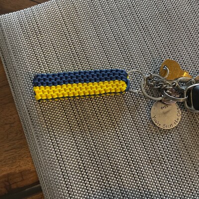 6-string Rasta Style Spiral Paracord Keychain Rasta Gifts Rasta ...