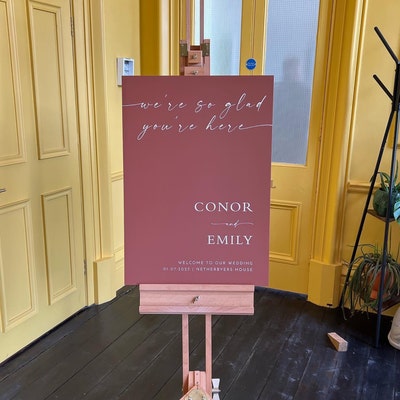 Wedding Fan Sign Template for Our Number One Fans - Etsy