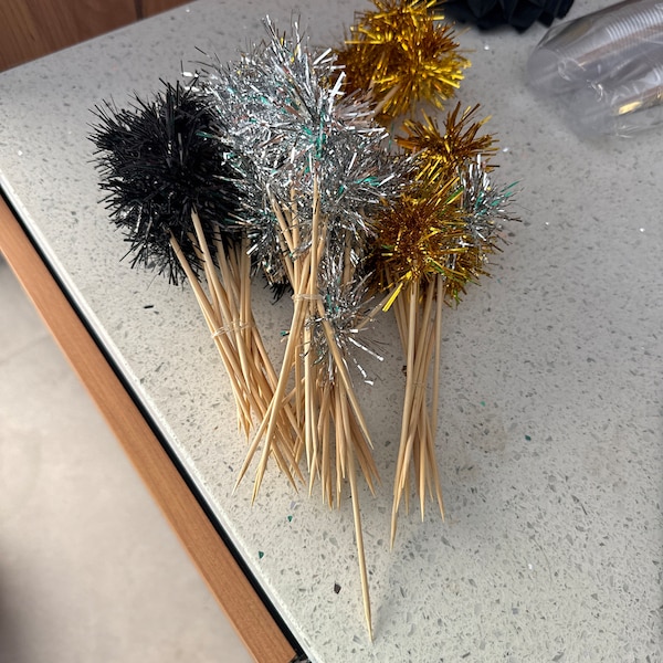 12+ Tinsel Drink Stirrers- Champagne Swizzle Sticks | Gold Black Silver ...