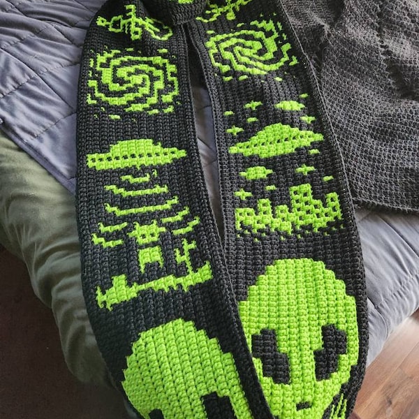 Sos Scarfmania Aliens! Mosaic Crochet Pattern Collection - Etsy