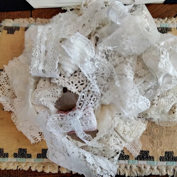 VIP Screen Print Holly Tree Cut Out Fabric Centerpiece. Cranston Print ...