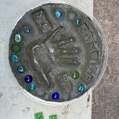 Colored DIY Stepping Stone Kit Handprint Stepping Stone - Etsy