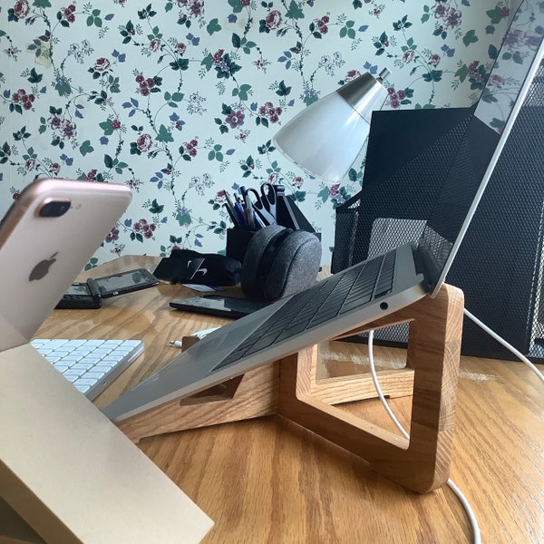 Wood MacBook Pro Table Stand and Holder Wooden Riser for MacBook Pro ...