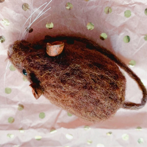 Needle Felted Life Size Mouse, Brown Mouse, Mouse Statue, Fibre Art ...