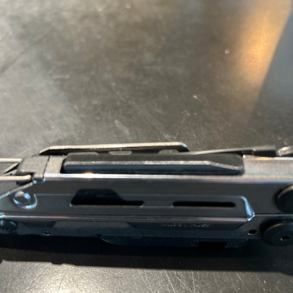 Screwdriver Bit Holder [WHISTLE/FLINT Replacement for Leatherman Signal ...