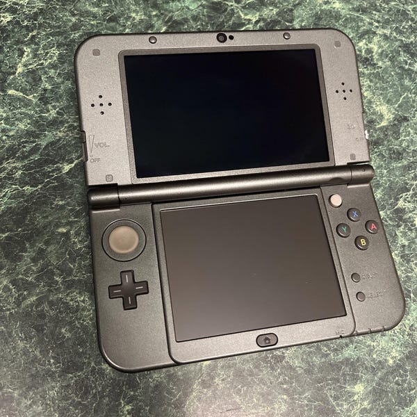 Custom Nintendo new 3DS With Neon Faceplates, 128 GB Microsd, Charger ...