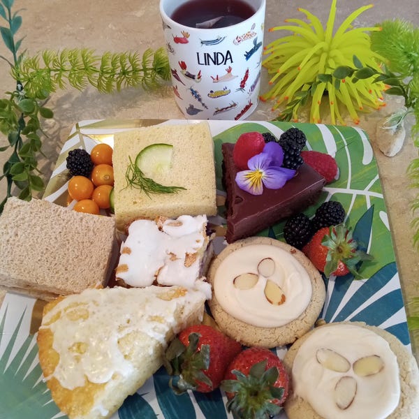 Funky Pet Portrait, Custom Pet Portrait Wall Art, Modern Dog Art, Fun ...