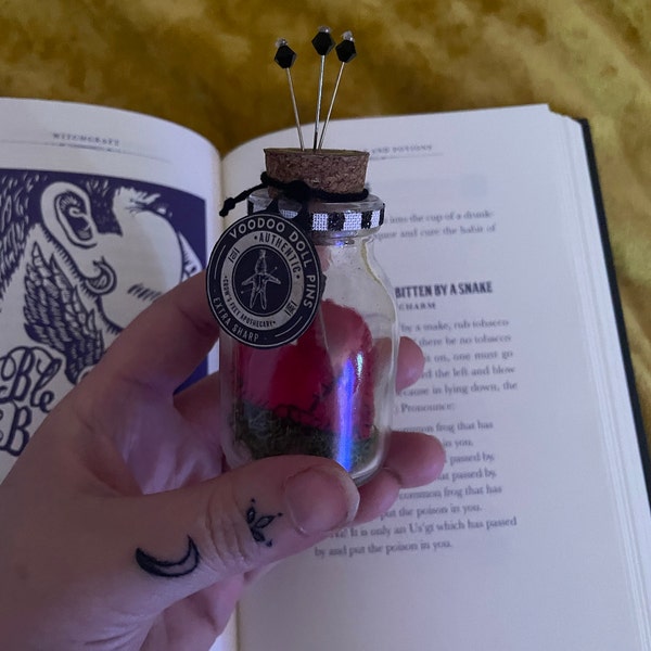 Slug Slime Potion / Apothecary Jar / Realistic Slime and Escaping Slugs ...