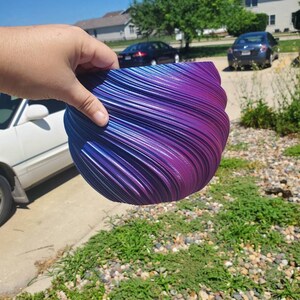 Large Twisted Flower Pot for Plants of All Kinds 8 - Etsy