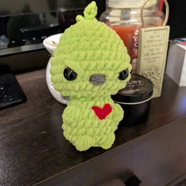 CROCHET PATTERN - Meanie Greenie | No Sew | Amigurumi | Crochet Plushie ...