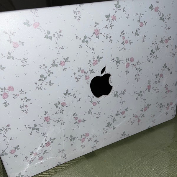 Pretty Flowers on Light Pink Flora MacBook Case for 2025 M4 Air 13/15 ...