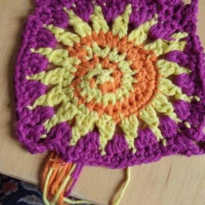 TANGLED Sun Crochet Square Pattern / PDF Written Pattern / - Etsy