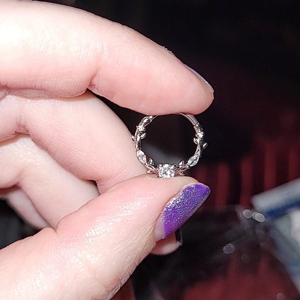 14K Gold Flower Threadless Push Pin Labret Stud/cartilage Earring ...