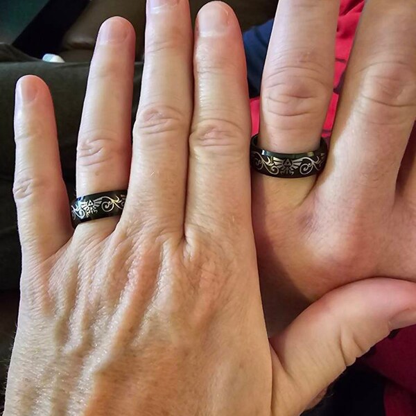 Custom Video Game Ring Mass Effect Ring N7 Combat Suit Engraved Black ...