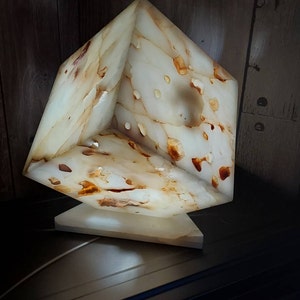 Bright Onyx Table Lamp 12, 14 & 16 A Cube of Light - Etsy