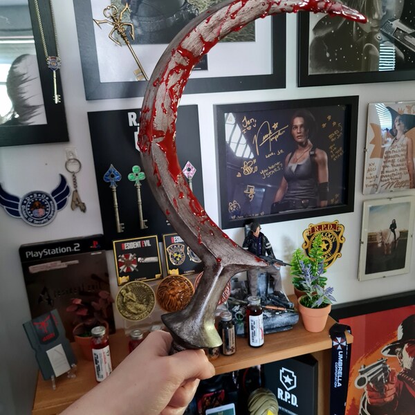 Sickle Cosplay Prop | Dimitrescu Daughters | Resident Evil | FINISHED ...