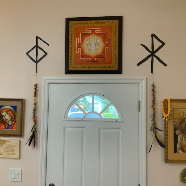 Gold Breathe Sanskrit Symbol Metal Wall Art, Om Yoga Symbol Wall Art ...