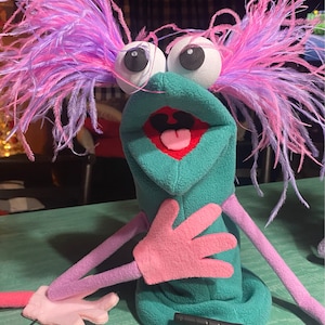 Puppet, Hand and Rod, With 2 Feather Plumes and 1 Hand Rod. Adult Size ...