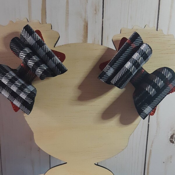 Pigtail Display. Head Stand Girl Puff Pigtail Silhouette. Showcase ...