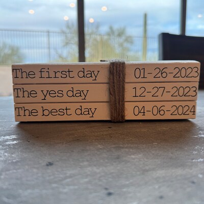 Custom Book Stack Centerpiecewedding & Home Decormade With Real Booksliterary Wedding ...