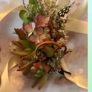 Autumn Blush Boutonniere // Dried Flower Boutonniere // Buttonhole - Etsy