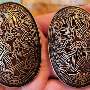 Celtic Omega Fibula With Bronze Knot Pattern Nordic - Etsy