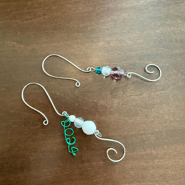 FIVE Beaded Christmas Ornament Hooks - Wire Ornament Hangers With Beads ...