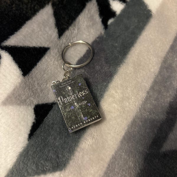 Custom Mini Book Keychain - Etsy