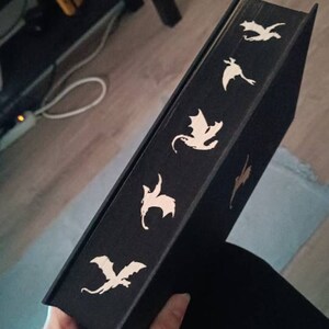 ACOTAR Custom Sprayed Edges - Etsy