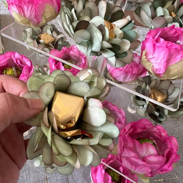 Wedding Mini Ivory Color Flowers for Holder Chocolate, Cupcake Wrappers ...