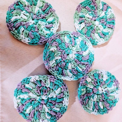 The Farmhouse Kitchen Scrubby Crochet Pattern, Face Scrubbies Gift ...