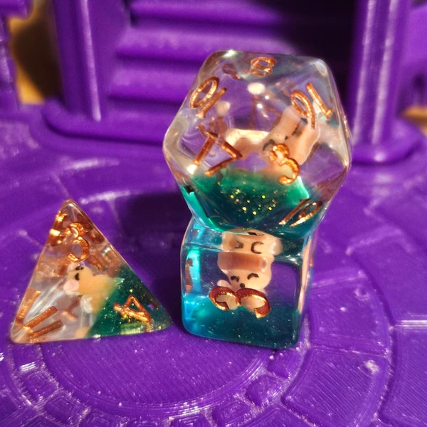 Mushroom Dice Vault and Multicolored Mushroom Dice Set, Dice Set ...