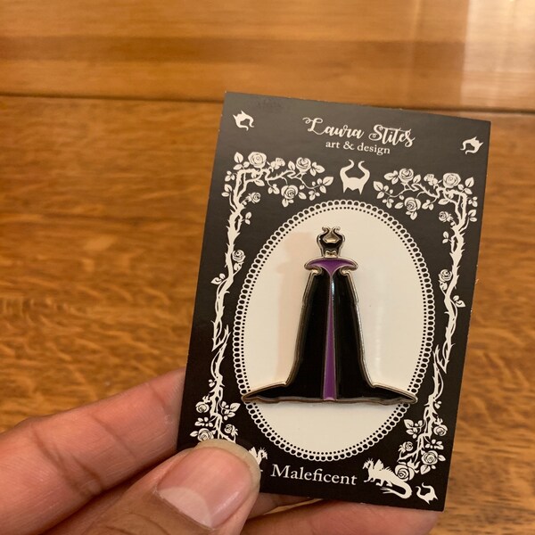 Disney's Maleficent Fantasy Pin Minimalist Sleeping Beauty Maleficent ...