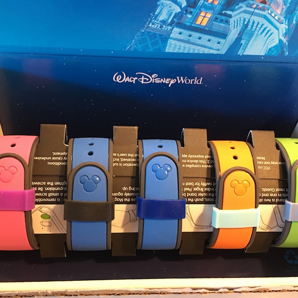 Adult Magic Band - Protect Your Magicband (includes 2.0 Version) Color ...