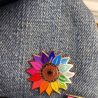 Rainbow Sunflower Pin: Flower Lover Pin Floral Gift Ideas - Etsy