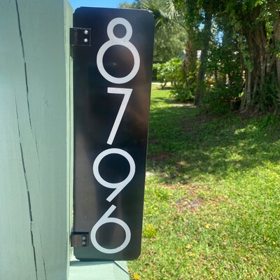 Hanging Reflective Mailbox Post Sign, Ariel Font, up to 5 Numbers - Etsy