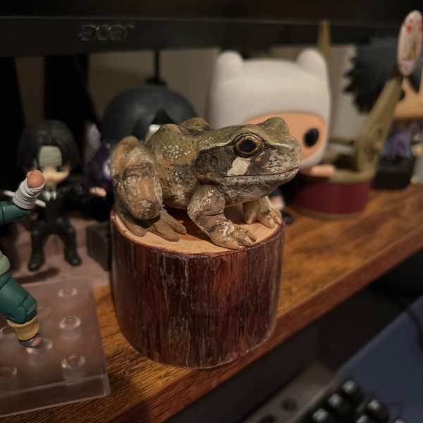 Wooden Frog Sculpture, Handmade Realistic Figure, Detailed Frog, Gift ...