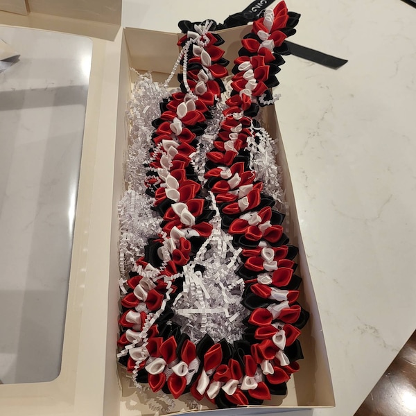 Custom Ribbon Flower Lei for Graduation or Special Occasion - Etsy