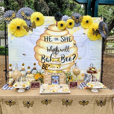 Small Bee Confetti, Bee Birthday Decor, Bee Baby Shower Confetti, Bee ...