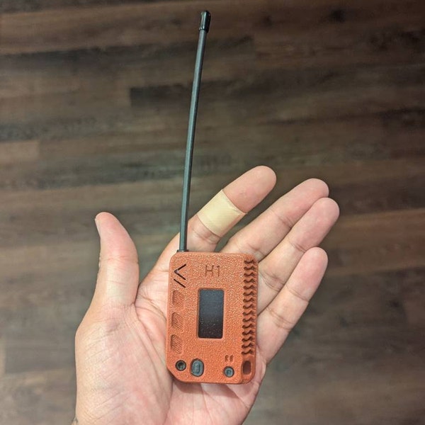 H1 - Complete Device With Upgraded Whip Antenna: Heltec V3 Running ...