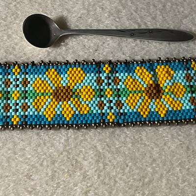 Julie Ann Smith Designs MEOW Skinny Mini Odd Count Peyote Bracelet ...