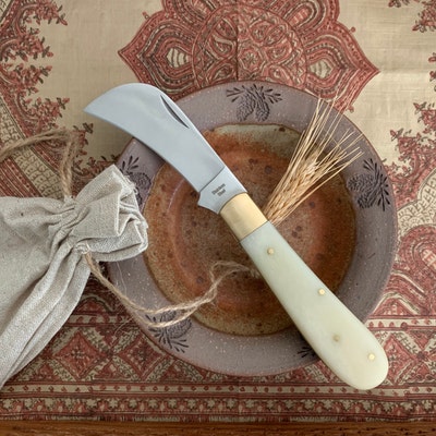 Hand BOLINE Bolline Sickle Herbalist Tool Druidic Ritual Druid ...