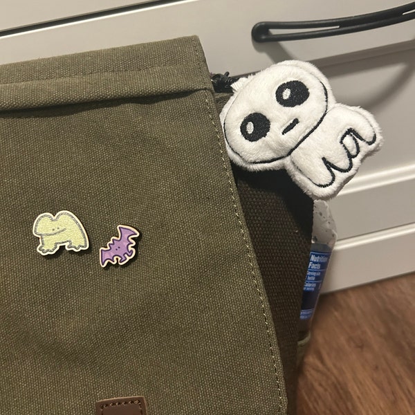 Wooden Animal Pins Cute Creature Badges Funny Cartoon Gifts Set - Etsy