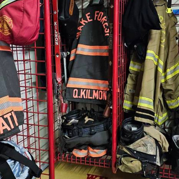 Atomic Wedgies - Aluminum Firefighter Wedge - Forcible Entry Tool ...