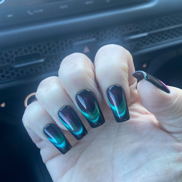 Coven | 9D Purple-pink & Teal Cat Eye | Color Shifting | Reusable ...