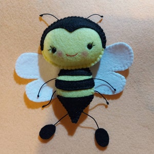 PDF Pattern Bee Felt Pattern Felt Bee Ornament or Soft Toy | Etsy