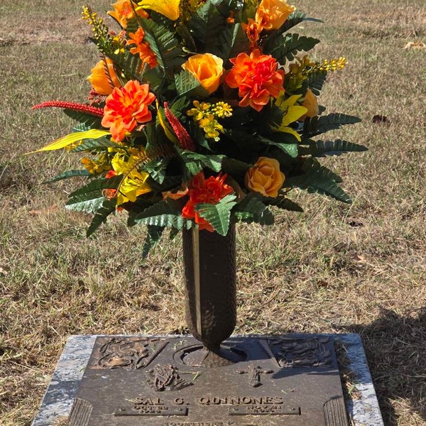 Tulip Spring Cemetery Saddle Spring Cemetery Flowers Cemetery ...