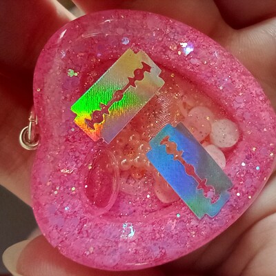 B GRADE Hazbin Hotel Charlie Resin Keychain, Hazbin Hotel Charlie ...